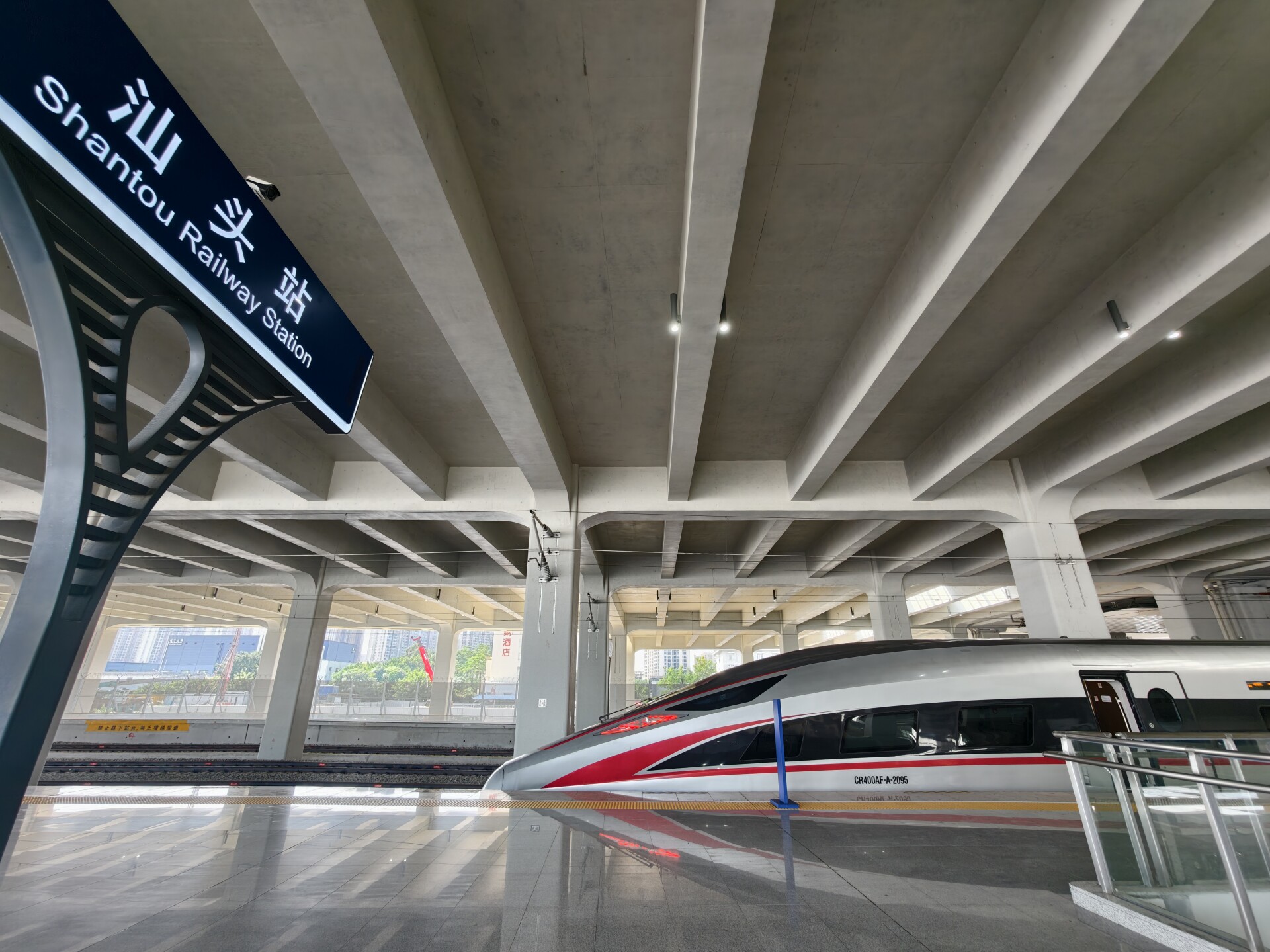Two new high-speed railways open, linking Pearl River Delta with ...